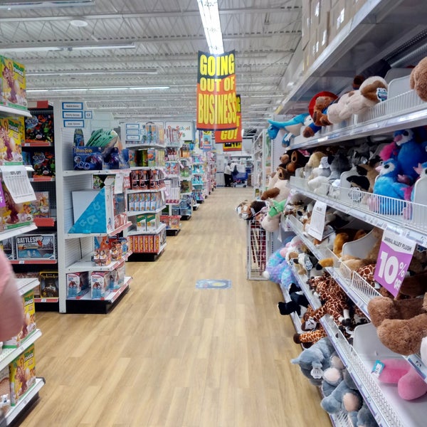 Toys"R"Us (Now Closed) - Boston Road - 3 tips from 398 visitors