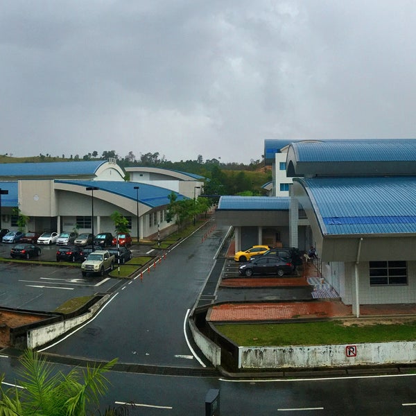 Institut Teknologi Brunei - College Academic Building