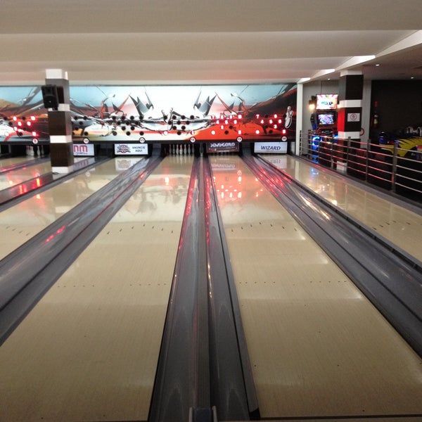 Phoenix Boliche Bar - 34 tips from 1528 visitors