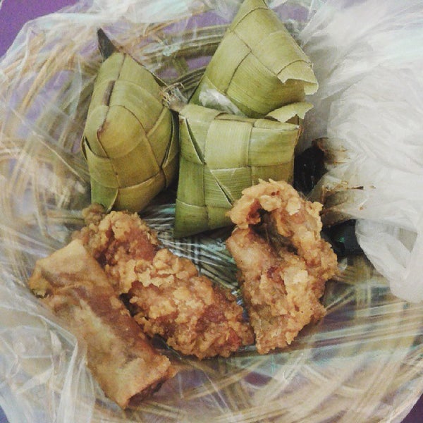 Colonnade Mall - Colon St.