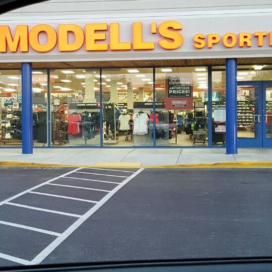 Modell's Sporting Goods - 3 tips from 429 visitors