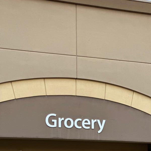 Walmart Supercenter - 25 tips from 2493 visitors