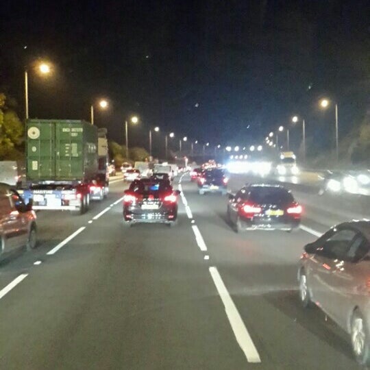 Photos at M25 Junction 16 / M40 Junction 1A - J16 / J1A