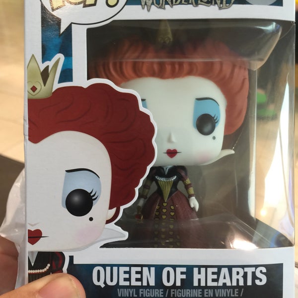 Hot Topic - Clothing Store