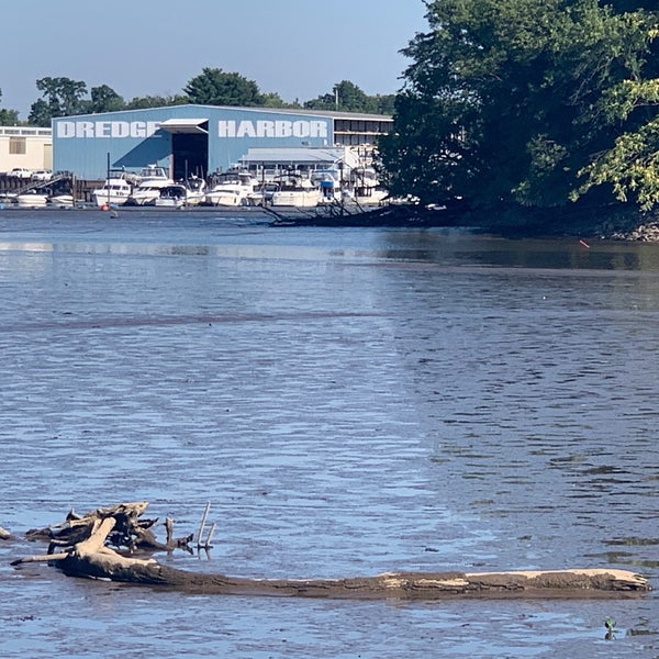 Dredge Harbor - Harbor or Marina in Riverside