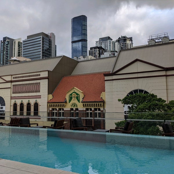 Hyatt Regency Pool - Brisbane City - 4 visitors