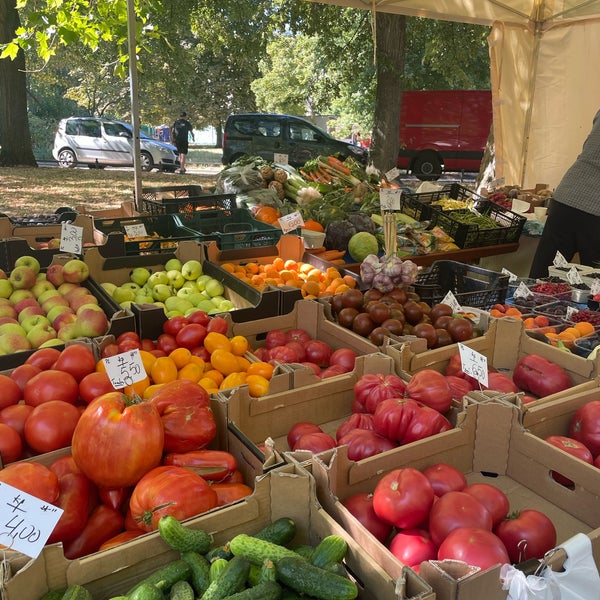 Wochenmarkt Karl-August-Platz - Charlottenburg - Karl-August-Platz