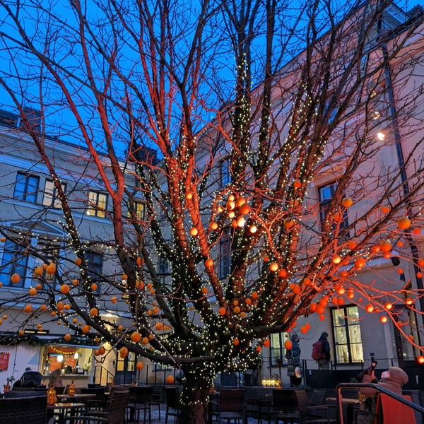 Torikorttelit - Pedestrian Plaza in Kruununhaka