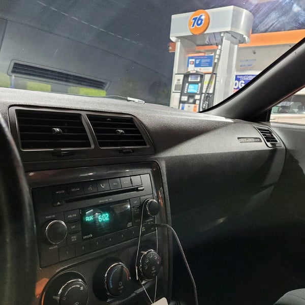 76 - Fuel Station in Inglewood