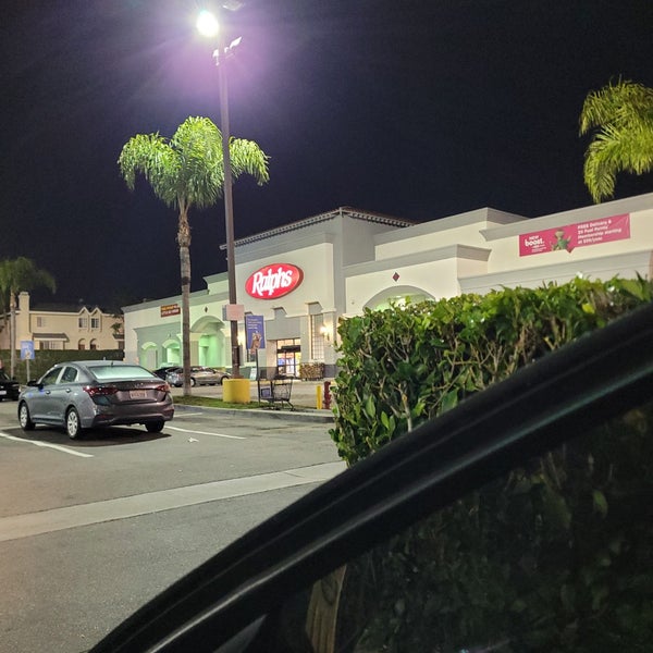 Ralphs - Supermarket