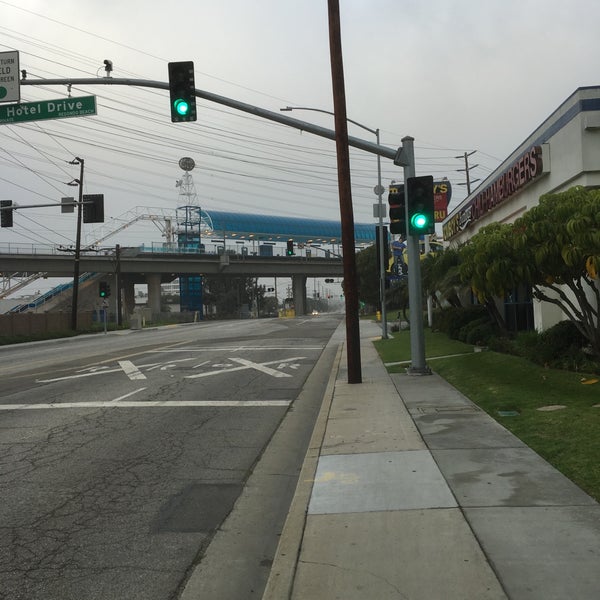 Photos at Metro Rail - Redondo Beach Station (C) - Light Rail Station