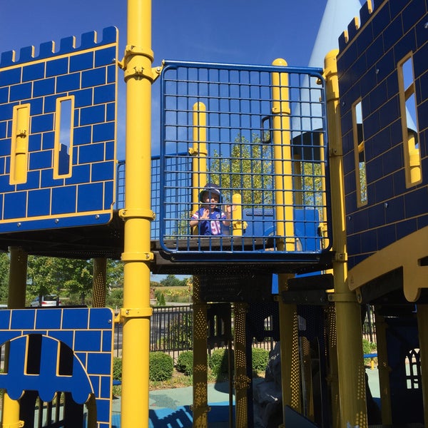 Zachary's Playground - Hawk Ridge Park - 6 tips from 204 visitors