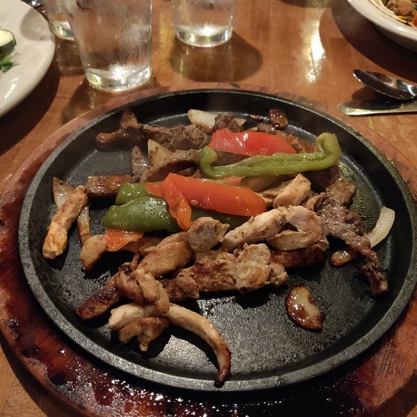 Las Palomas Restaurant - Bar - 13 tips