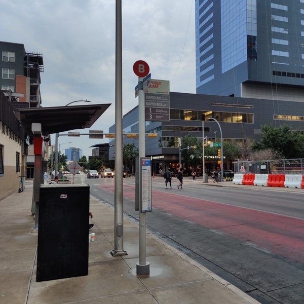 Bus Stop 5868 - Lavaca & 3rd - Downtown Austin - 1 tip
