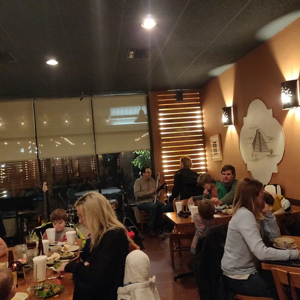 Las Palomas Restaurant - Bar - 13 tips