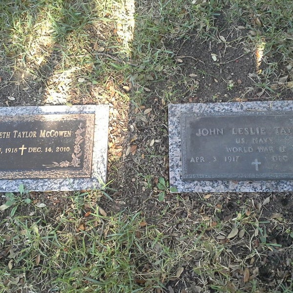 Photos at Restland Memorial Park Cemetery - 5 tips from 423 visitors