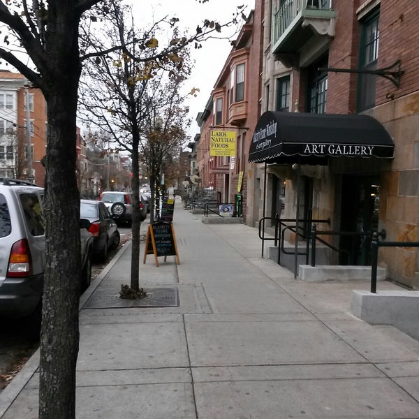 Lark Street - Neighborhood in Center Square