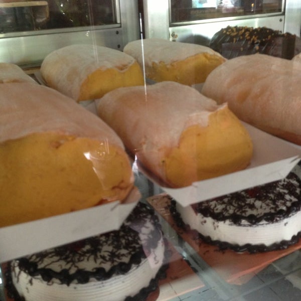 Panaderia Dimas-Alang - Bakery in Kapasigan
