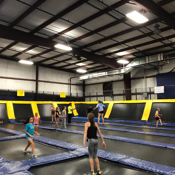 boing jump (Now Closed) - Arcade