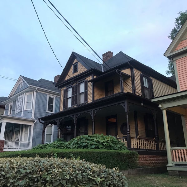 Photos at Martin Luther King Jr. Birth Home - History Museum in Old ...