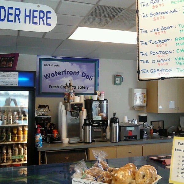 backstreets waterfront deli - Sandwich Spot in Port Huron