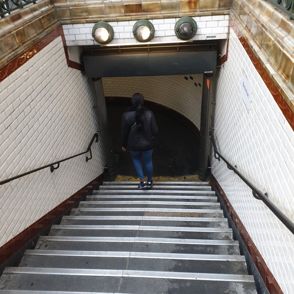 Métro Brochant [13] - Épinettes - Rue Brochant