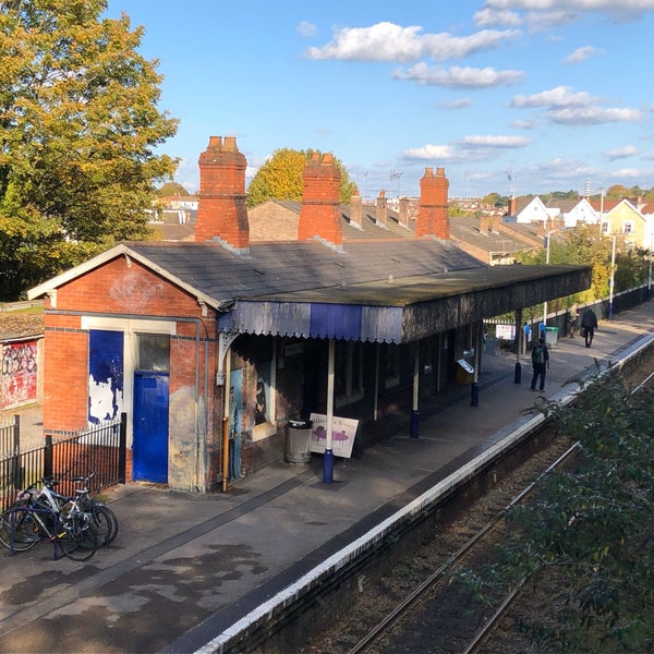 Redland Railway Station (RDA) - Rail Station