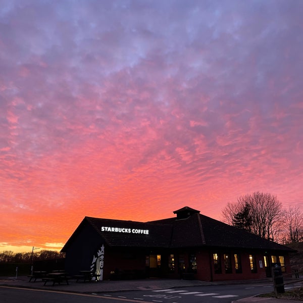 Membury Services West Bound (Welcome Break) - 31 tips from 4170 visitors