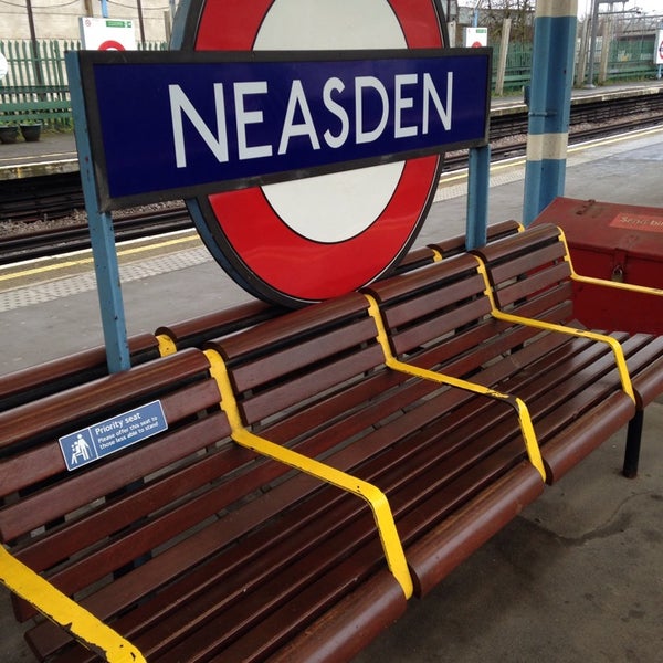Photos at Neasden London Underground Station - Neasden Ln