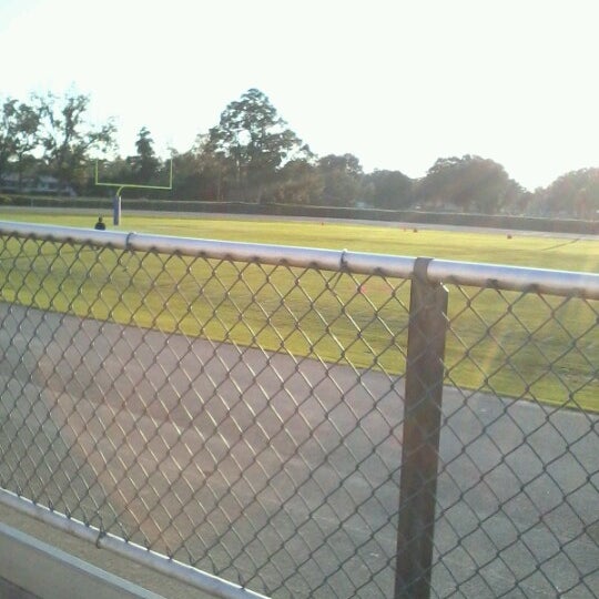 Lake Butler High School - High School in Lake Butler