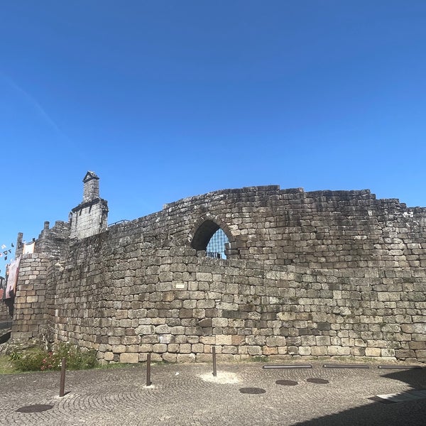 Castelo de Ribadavia | Castelo dos Condes Sarmiento de Ribadavia ...