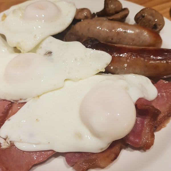 The Longbow (Beefeater) - Pub in Llantrisant