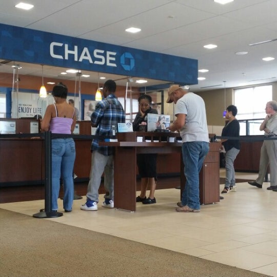 Chase Bank - 3 tips from 304 visitors