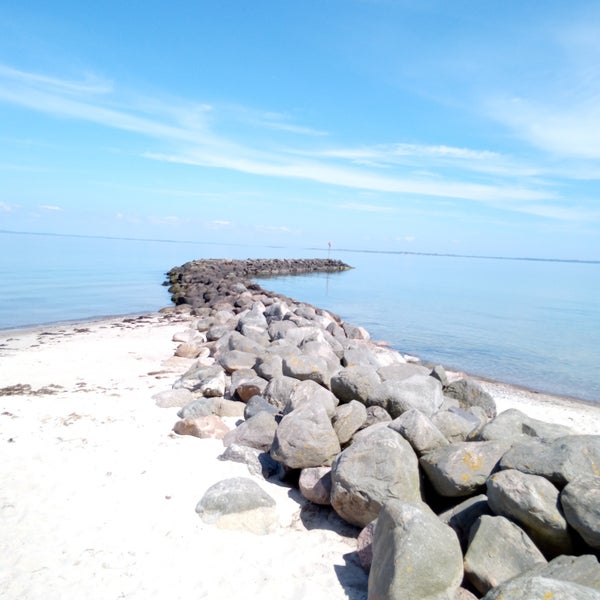 Mommark Havn - Harbor or Marina