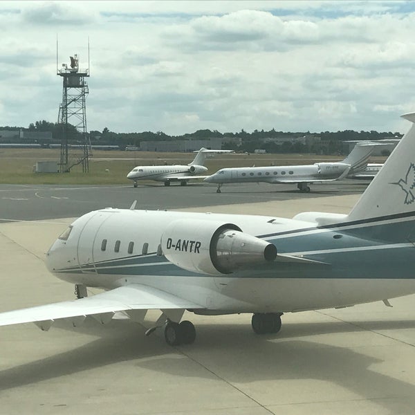 VistaJet - Farnborough, Hampshire