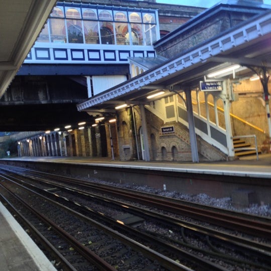 Denmark Hill Railway Station (DMK) - 11 tips from 1935 visitors