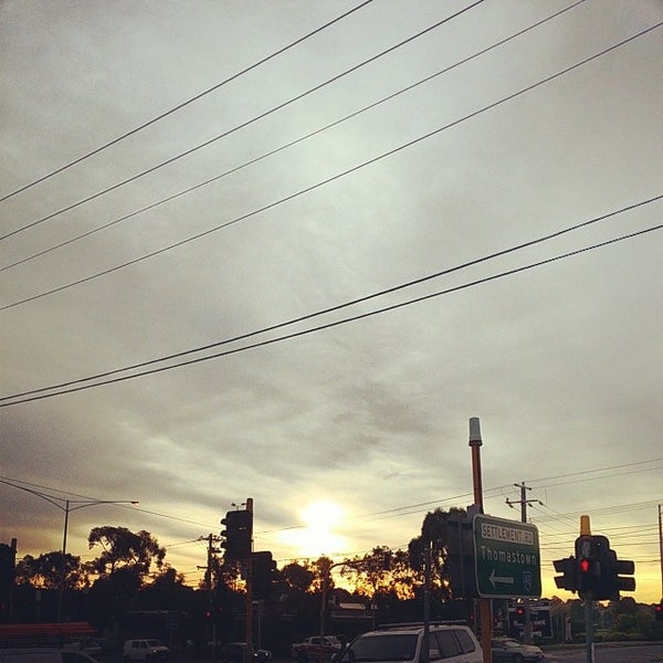 Bundoora Square - 1000 Plenty Rd.