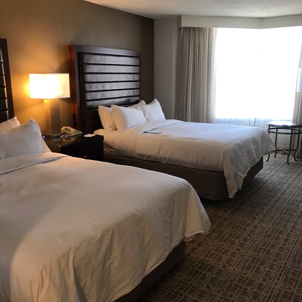 Photos at Renaissance St. Louis Airport Hotel - Hotel in Saint Louis