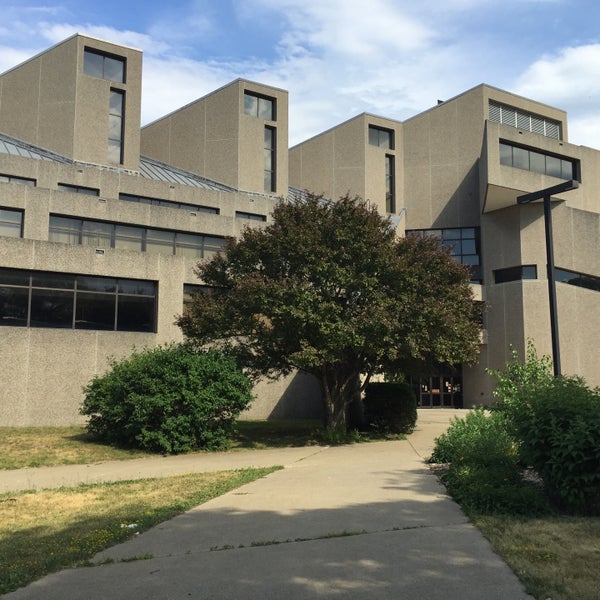 Niagara Falls Public Library - Library in Niagara Falls