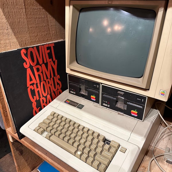 Downtown Local Coffee - Coffee Shop