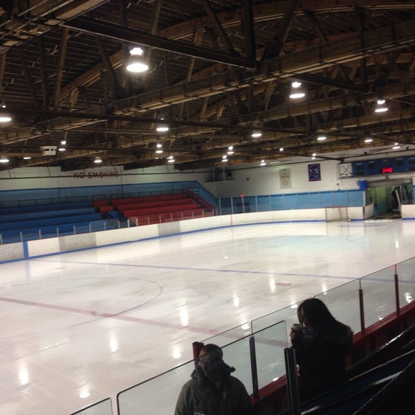 Weston Lions Arena - Weston - 3 tips