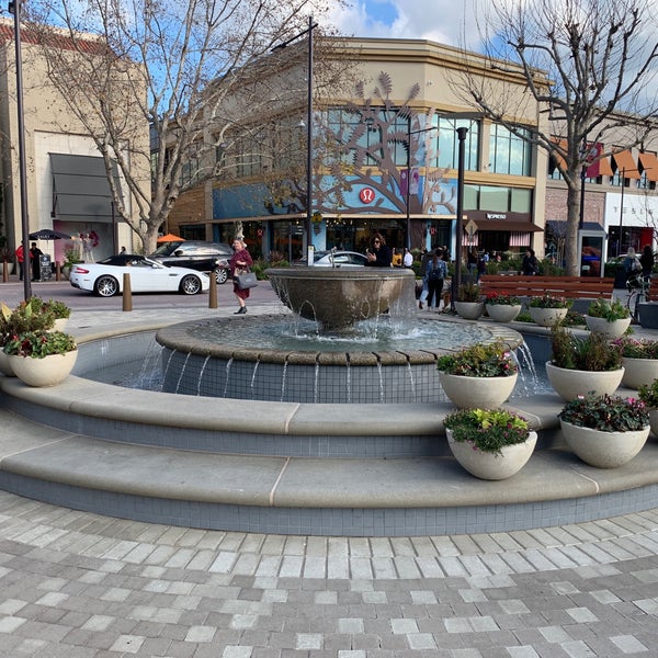 Photos at Broadway Plaza - Downtown Walnut Creek - 1275 Broadway Plaza