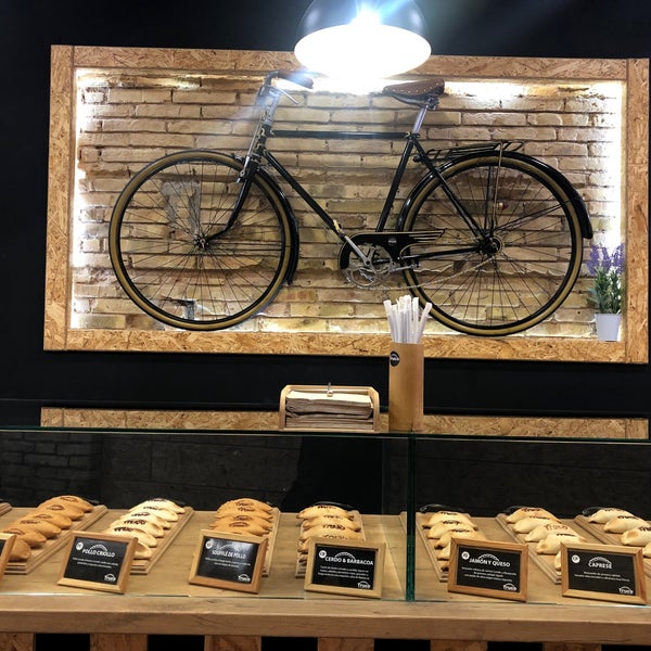 Truco Emanadas Argentinas - Montolivet - València, Comunitat Valenciana