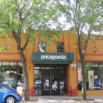Patagonia - Clothing Store in Macalester - Groveland
