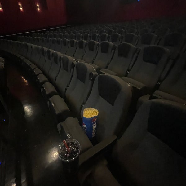 Photos at Regal Division Street - 11 tips from 976 visitors