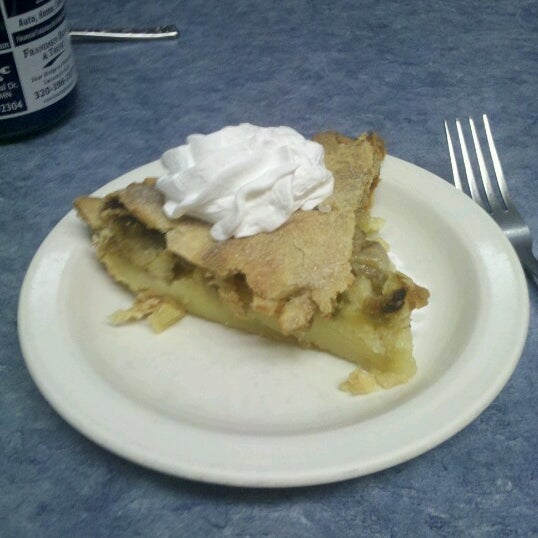 The Park Cafe - 124 Main St. S