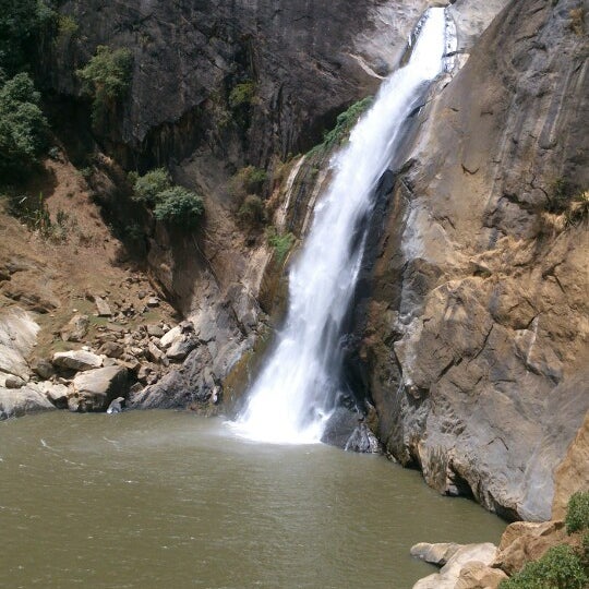 Dunhida Falls - Scenic Lookout