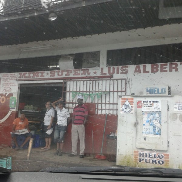 Mini Super Luis Alberto - Ciudad de Panamá, Panamá