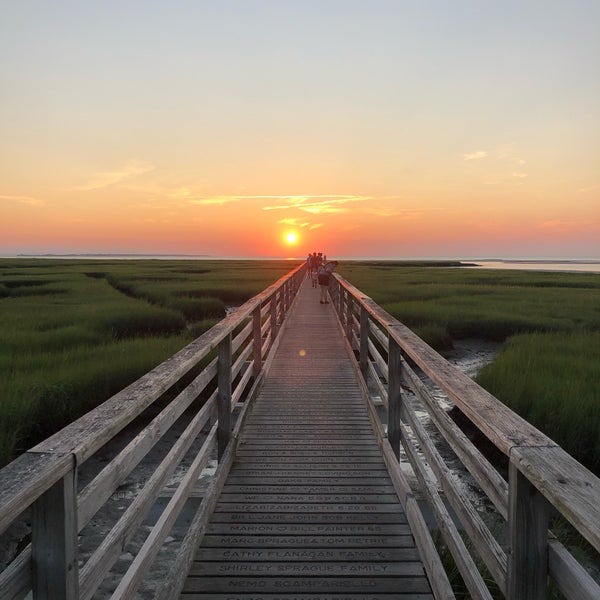 Gray's Beach - Beach in Yarmouth Port