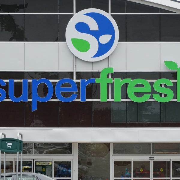 Superfresh (Now Closed) - Roxborough - 7162 Ridge Ave